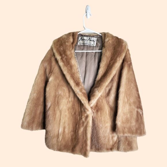 Evans Furs | Jackets & Coats | Vintage Evans Furs Crowleys Fur Coat ...